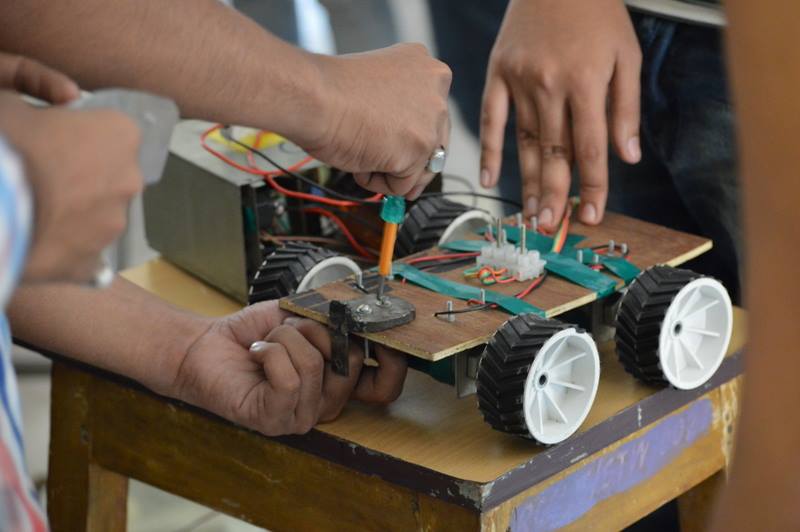 Techtrix 2017 - RCC Institute of Information Technology's Technical ...